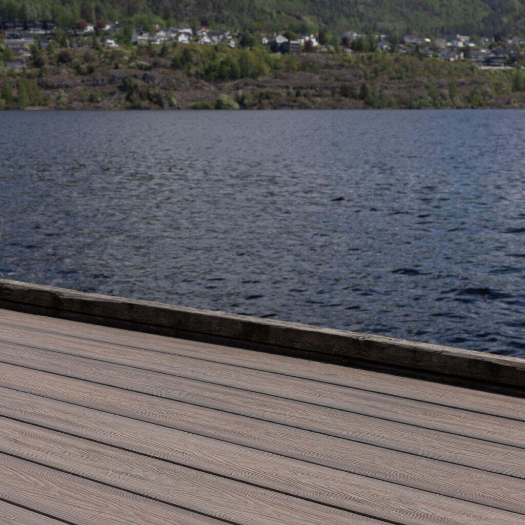 Terrassegulv Vikøya Xgen Antikk Grå Kompositt | Terrassekupp